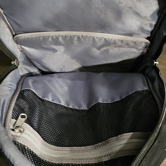 Brenthaven | Bags | New Brenthaven Prostyle Backpack Nwot | Poshmark